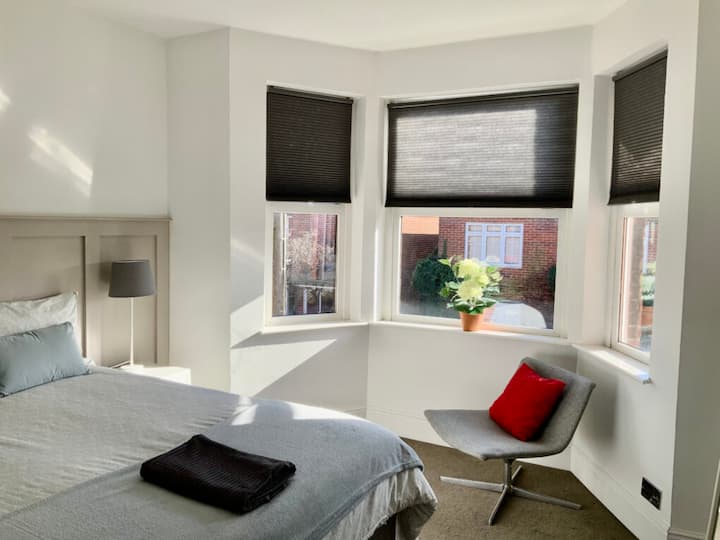 Sunny 3 Bedroom Character House - Southampton