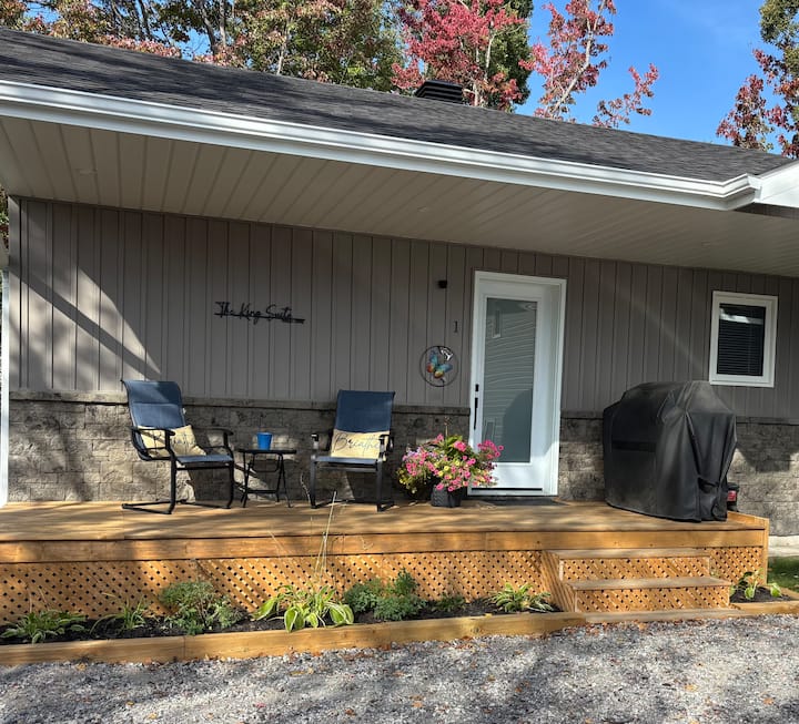 The King Suite - Sturgeon Falls