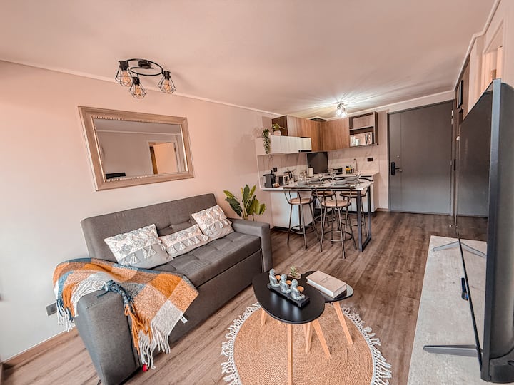 Departamento Elegante, Sereno Y Acogedor. - Chile