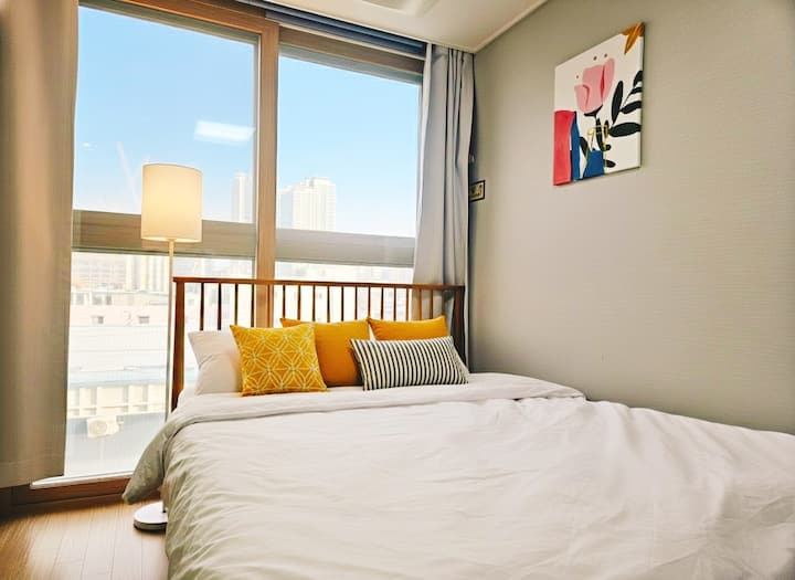 평택역 바로앞312/세탁,취사가능/​호텔침구/장기숙박할인/평택터미널/전통시장/주차불가 - 공도읍