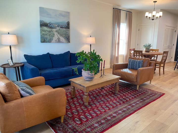 Condo Unit #2 - Casa Blanca, TX