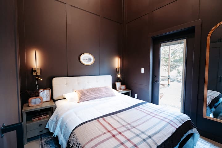 Frontcountry Cabin 3 | Sauna + Cold Plunge - Monarch, CO