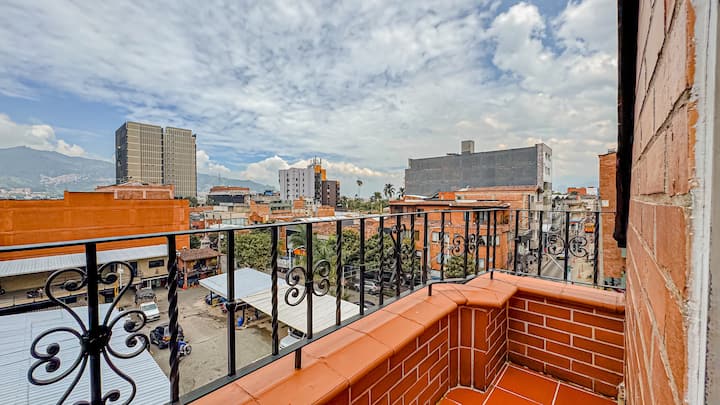 Celebra Fin De Año En Apto Con Jacuzzi Y Terraza - Itagüi