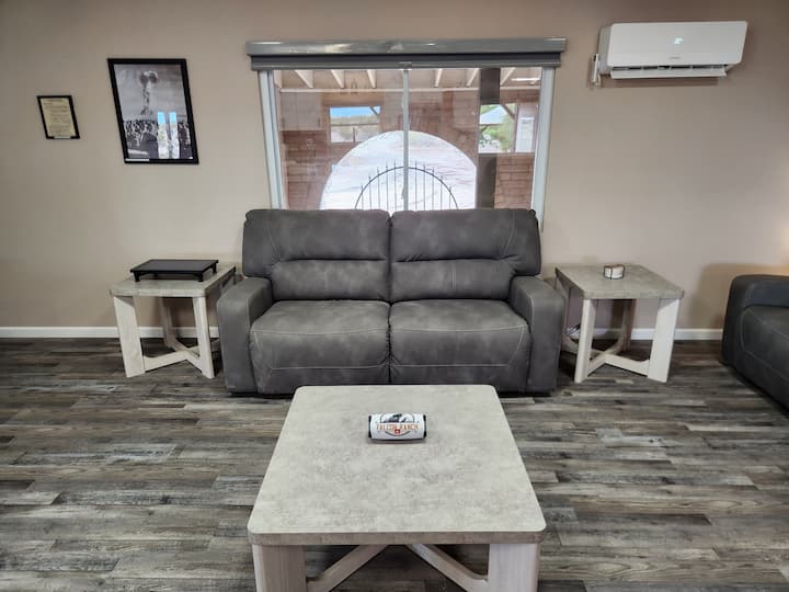 New Large 2 Bd 2bth Near Death Valley * Amenities - Death Valley