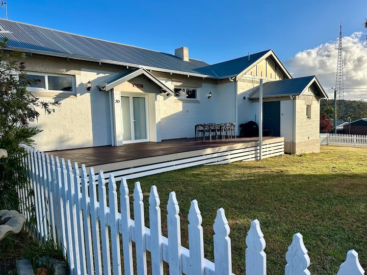 The Lodge, Beautiful Home In Pemberton - Pemberton