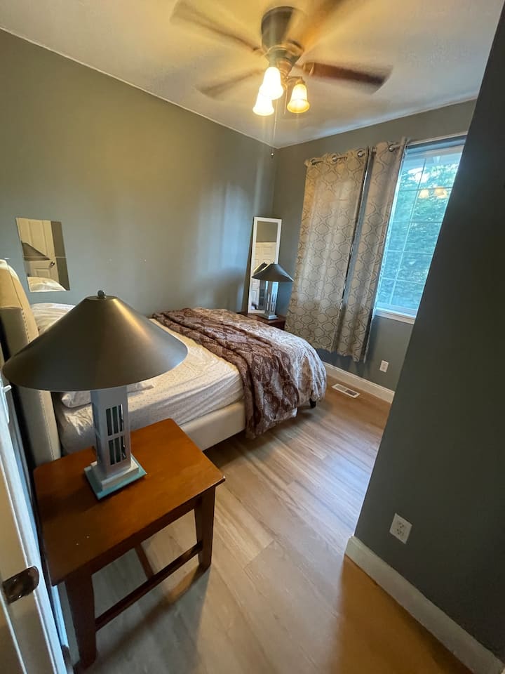 Room In Everett - Everett, WA