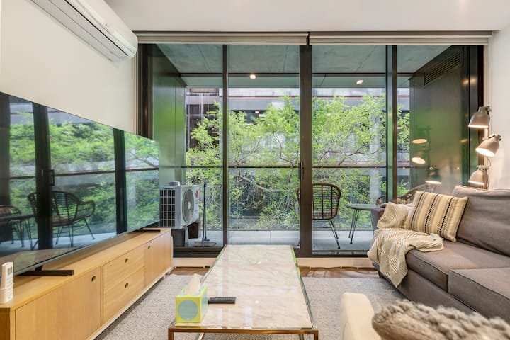 Parque Canopy—lakeside Living With Infinity Pool - Australia