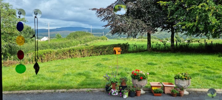 Rooskey House ~ Bed & Breakfast - Portnoo