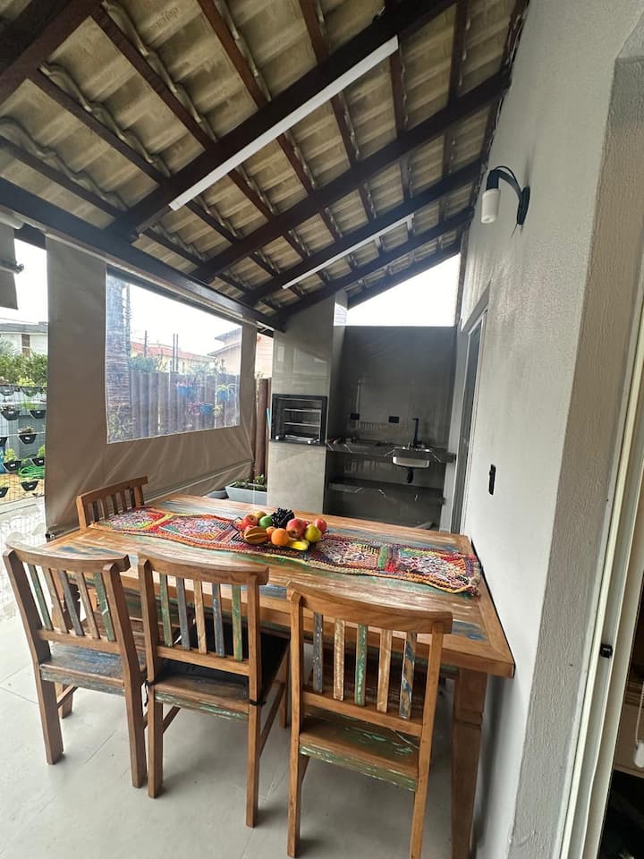 Two-story house inside the Morada da Praia Condominium - Houses for ...