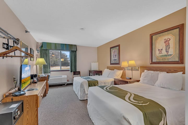 Double Queen Room|cozy Stay Near Gull Lake - Nisswa, MN