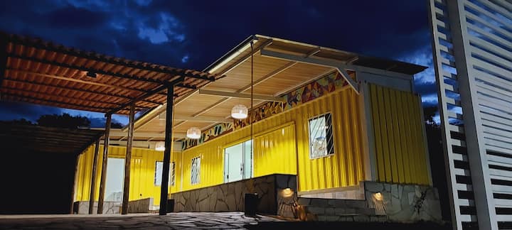 Casa Container Charmosa Em Bairro Calmo De Piri - Pirenópolis