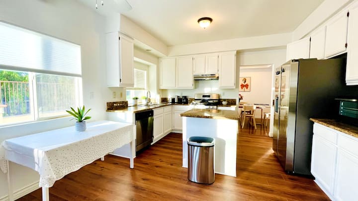 陽光之家 - Murrieta, CA