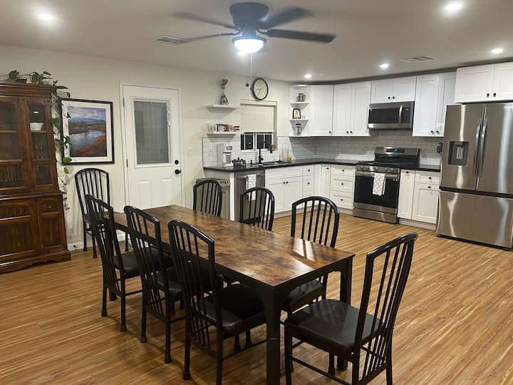 Morning Star Cottage - Pomona, CA