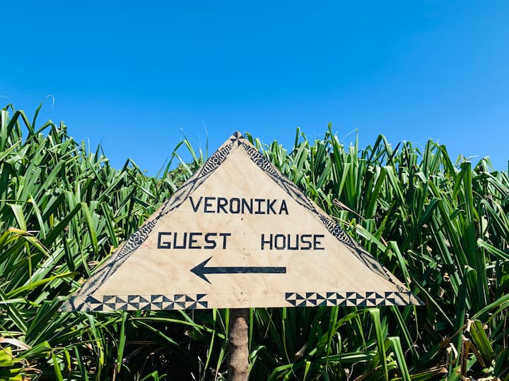 Sleep With The Sea Listen To The Wave Of The Ocen. - Tonga