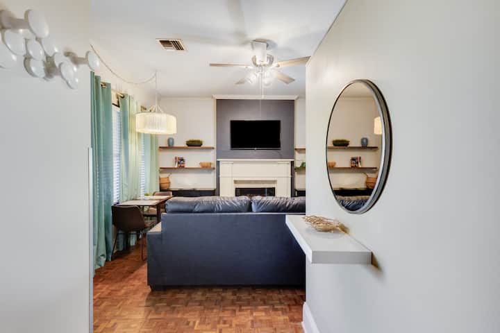 Dt Stay Near College - 2br - Sleeps 6 + Wifi - Lafayette, LA