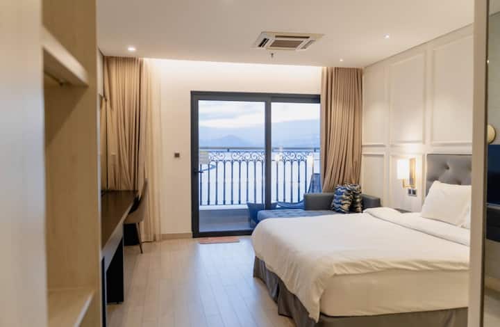 Căn Hộ Cao Cấp Cùng Với Hồ Bơi Vô Cực View Biển - Da Nang