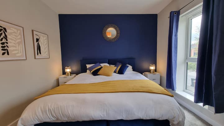 Stylish 2-bedroom Home In Salford - 5 Guests. - Manchester