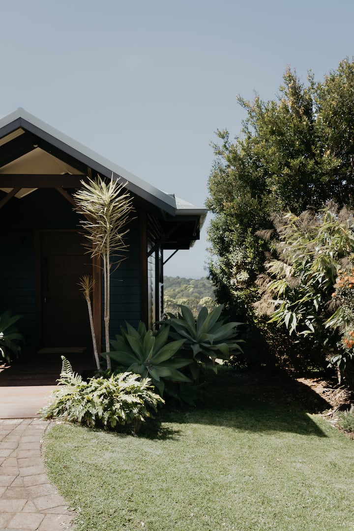 Cabin With Ocean Views In Byron Hinterland - Bangalow