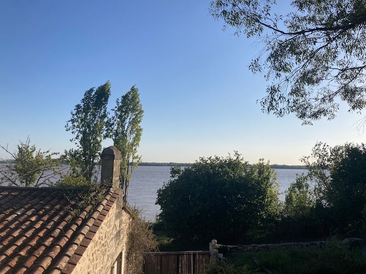 Chalet Au Bord De L’estuaire. - Margaux