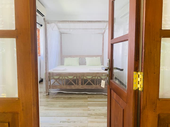 Just 2km From Beach Access. - Sri Lanka