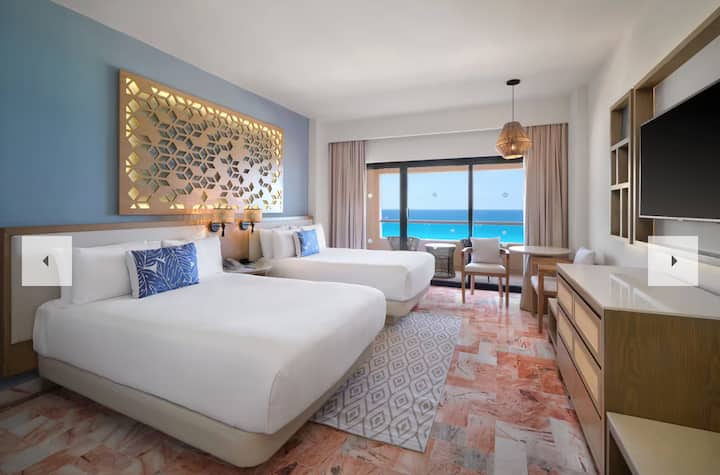Upscale Beachfront Resort In Cancun, Mexico - Cancún