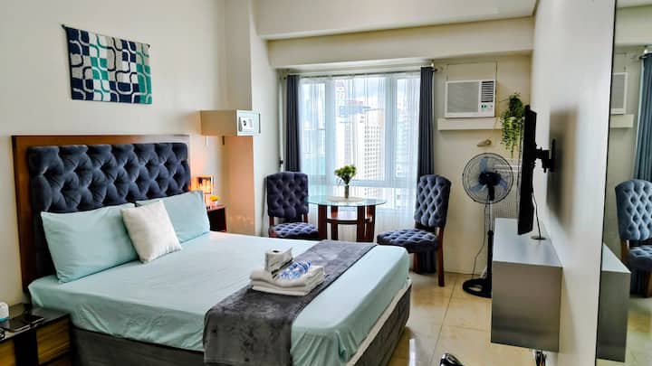 The Jaune - Netflix+pool+sauna+great View - Makati