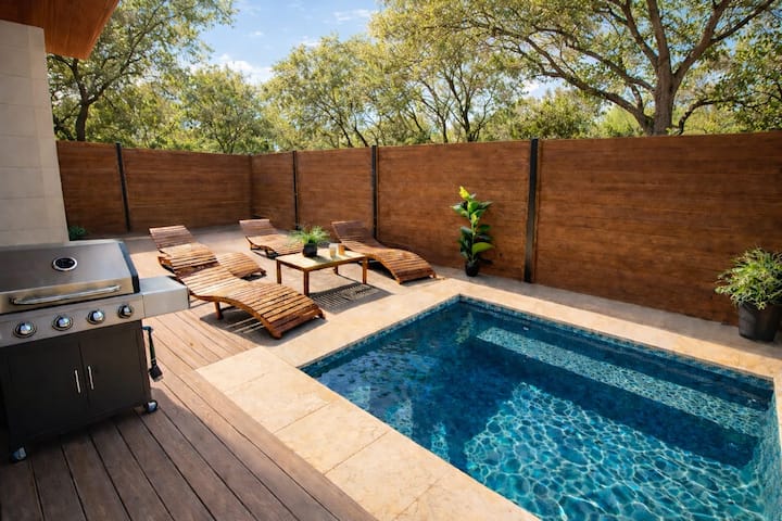 Brand New Dtown Designer Home | Private Pool + Spa - Austin, TX