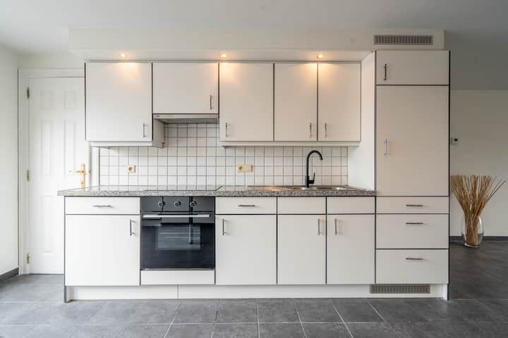 Bemeubeld 1-slaapkamerappartment Aan Station Mol - Mol