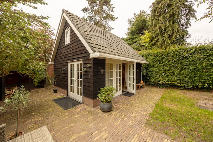 Luxe Tuinhuis Met Sauna, 20 Minuten Van Amsterdam - Huizen