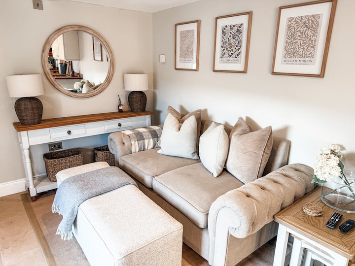 The Byre - Cosy Countryside Cottage In Lupton - Kirkby Lonsdale