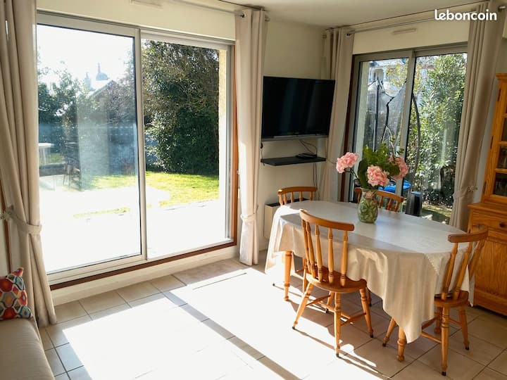 Appartement T2, Rez-de-jardin, 50m De La Mer - Cabourg
