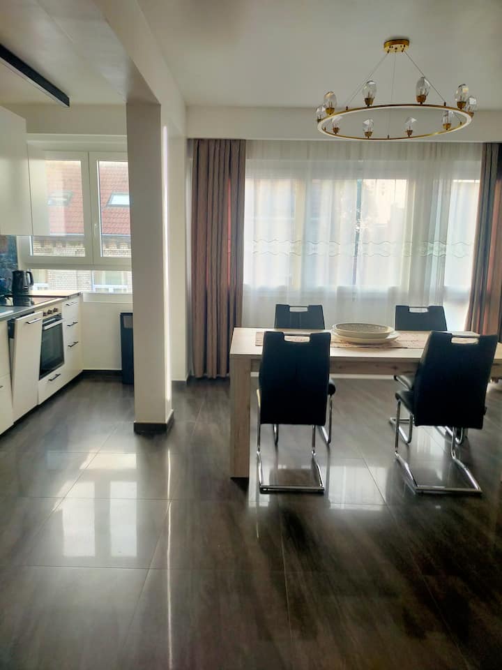 Luxe Design Appartement, 200m Van Metro Simonis - Asse