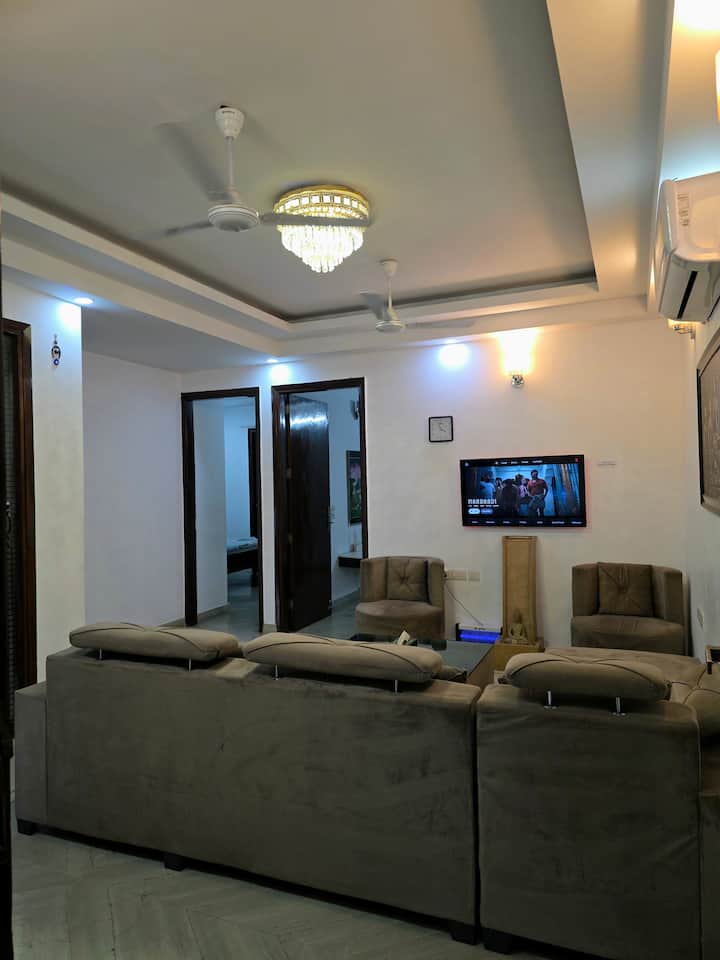 Family-friendly 3bhk In Cr Park | Free Parking - New Delhi