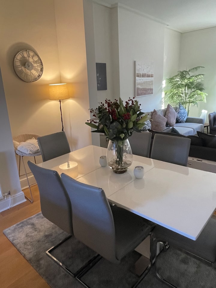 Lovely 1st Floor Flat In The Centre Of Penarth - Barry