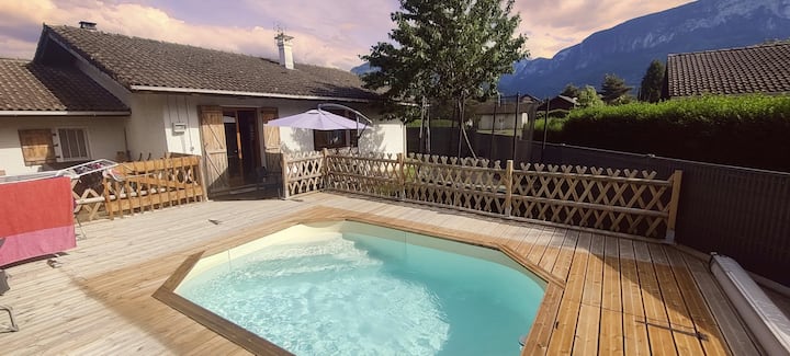 Maison Familiale, Piscine, Vue Montagne - Cluses
