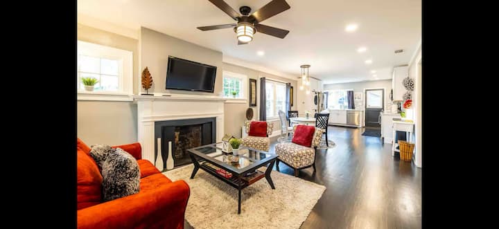 Entire Home With Hot Tub & Fire Pit - Temple Terrace, FL