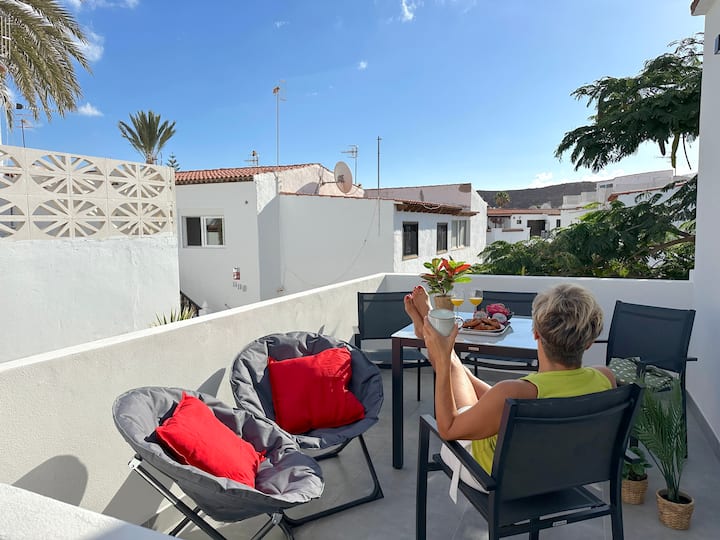 Oasis Del Sal Getaway & Pool - Tenerife