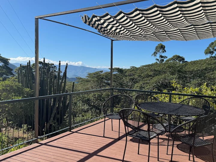 Treetops Vumba Mountain Cottage - Zimbabwe