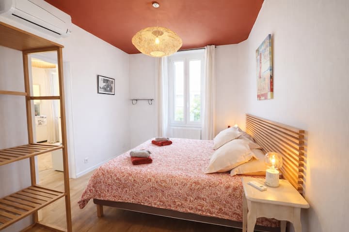 Deux Pièces Très Calme, Chaleureux Et Cosy - ibis Cannes Centre