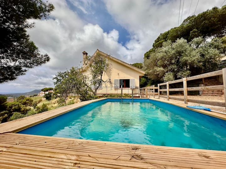 Casa Con Vistas Al Mar Y Piscina - Granollers