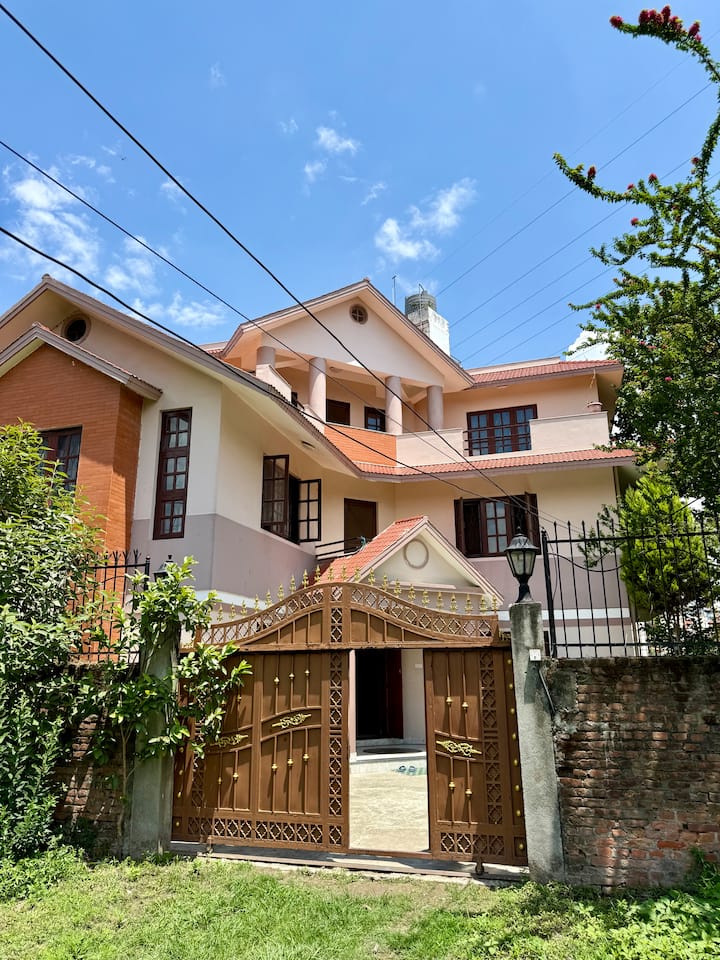 Himalai - Web3 / Ai Hacker House - Kathmandu