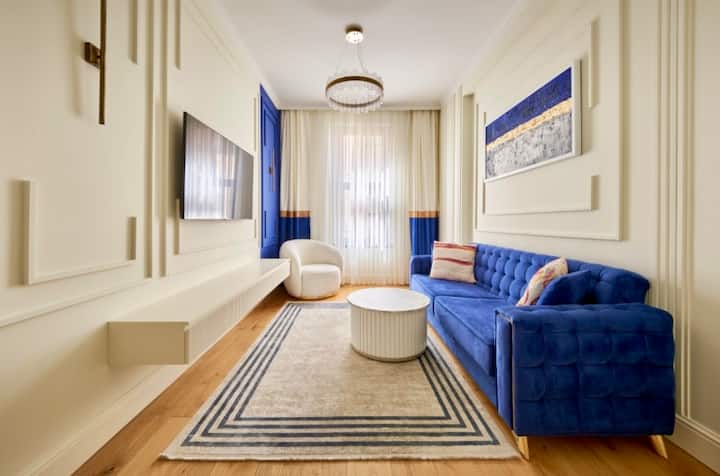 Taksim 360 Izmir Apartment - Cihangir