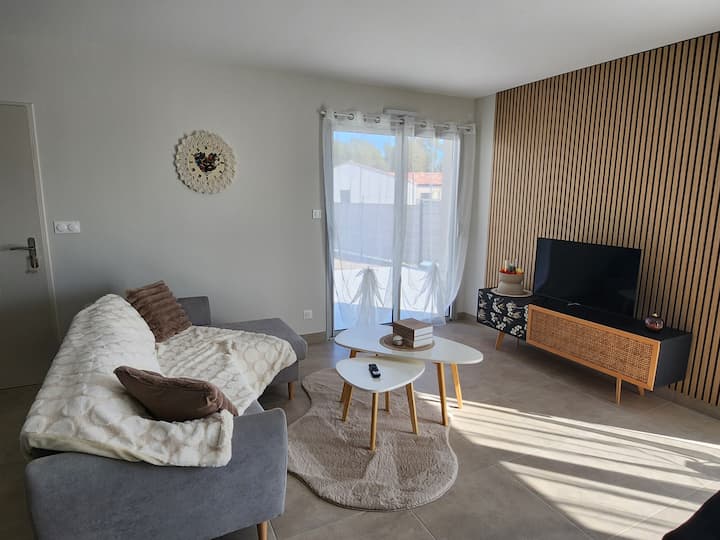 L'élégance D'une Maison Neuve. - Deux-Sèvres