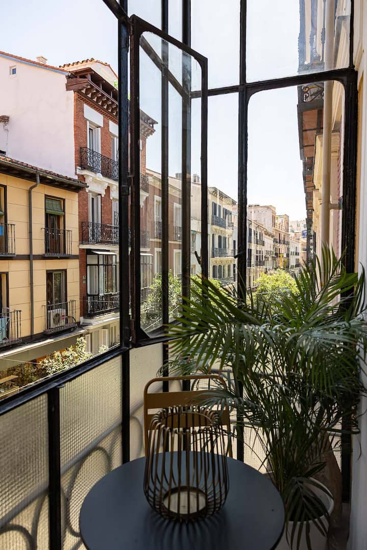 7 Matices En El Centro De Madrid- Matiz Amarillo 3 - Madrid