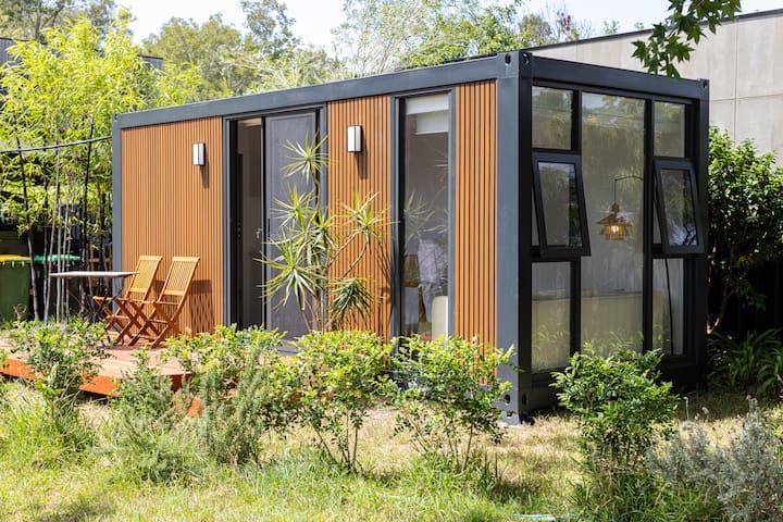 Jungle Farm Cabin - Private Garden Stay Near Beach - Ettalong Beach