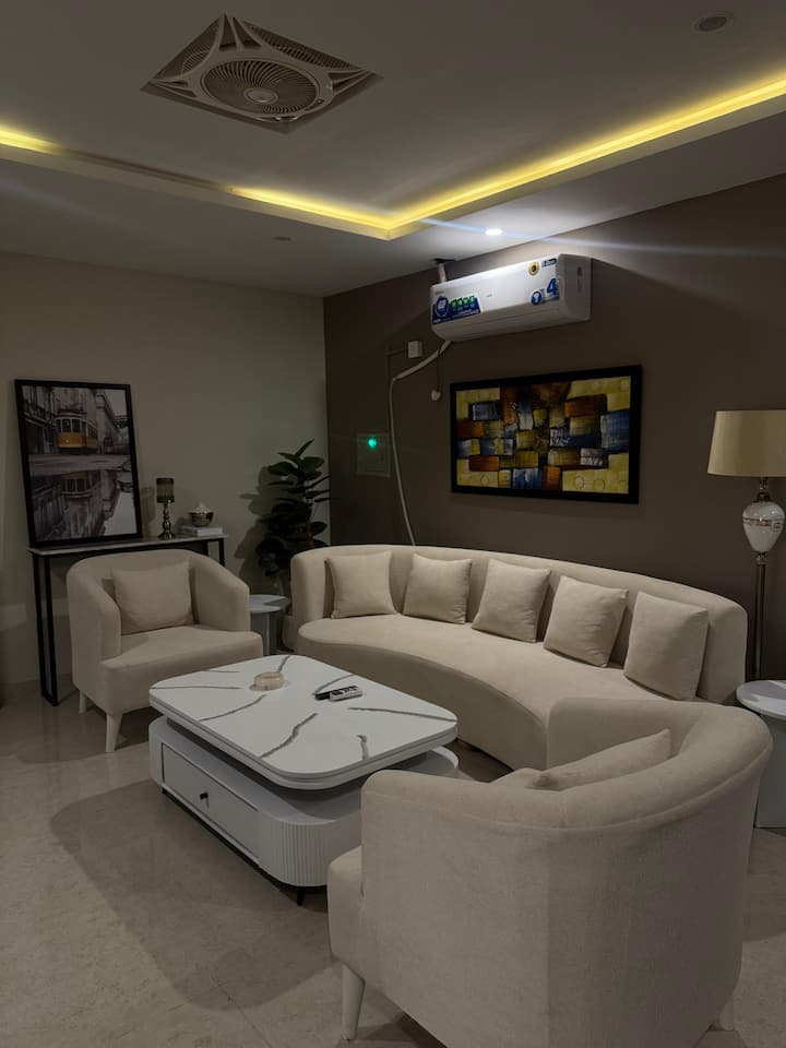 Zenith | Lüks Ev | 2 Bed | Self Check In - Islamabad