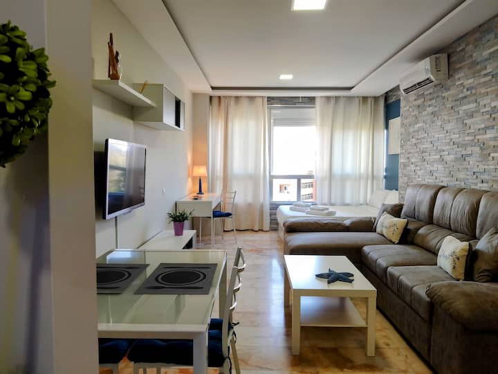 Estudio Con Vistas, Jardines Y Piscina - Torremolinos