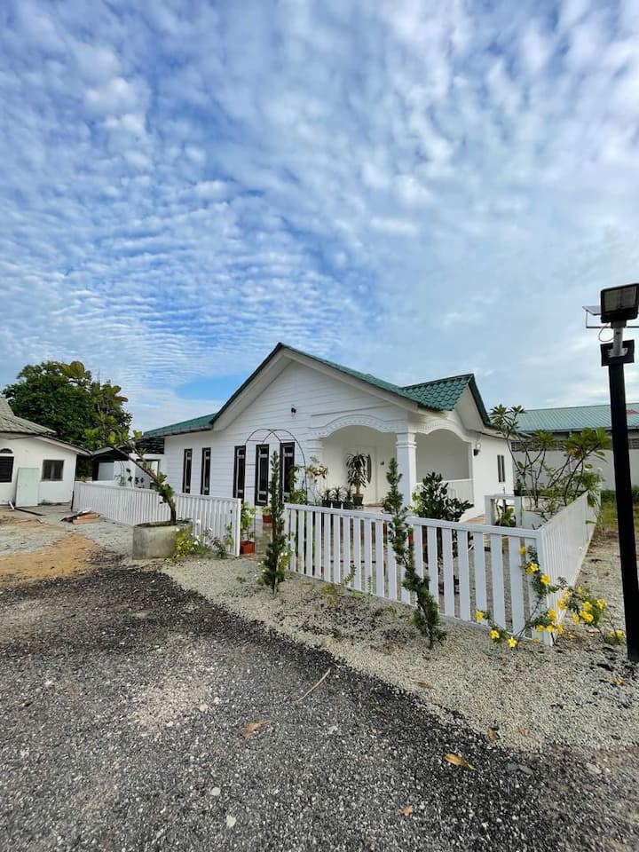 De Space Homestay + Private Pool By 7am Spresso - Balok