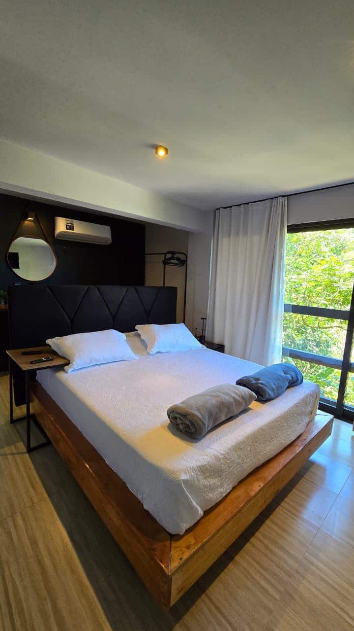 Suíte"luxúria"- Vista Mar - 200 Metros Da Praia. - Ilhabela