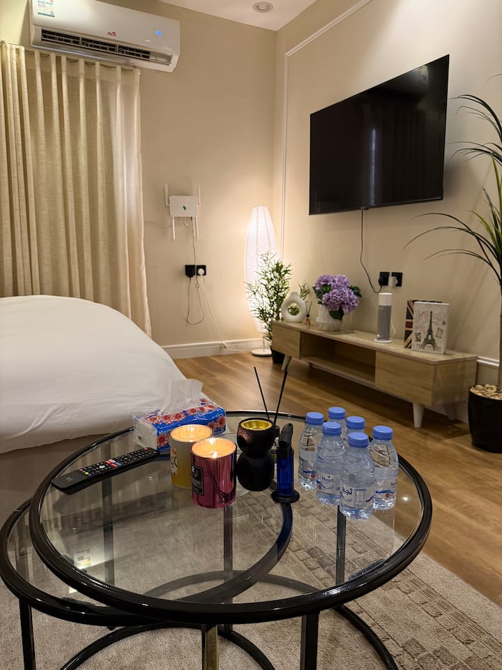 استديو فندقي ودافئ | دخول ذاتي | هادئ ومميز - Riyadh